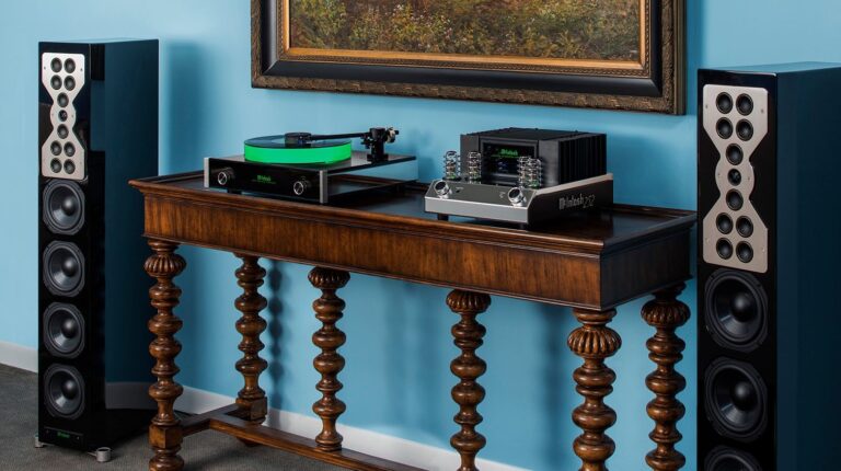 McIntosh XR100 - KT Radio